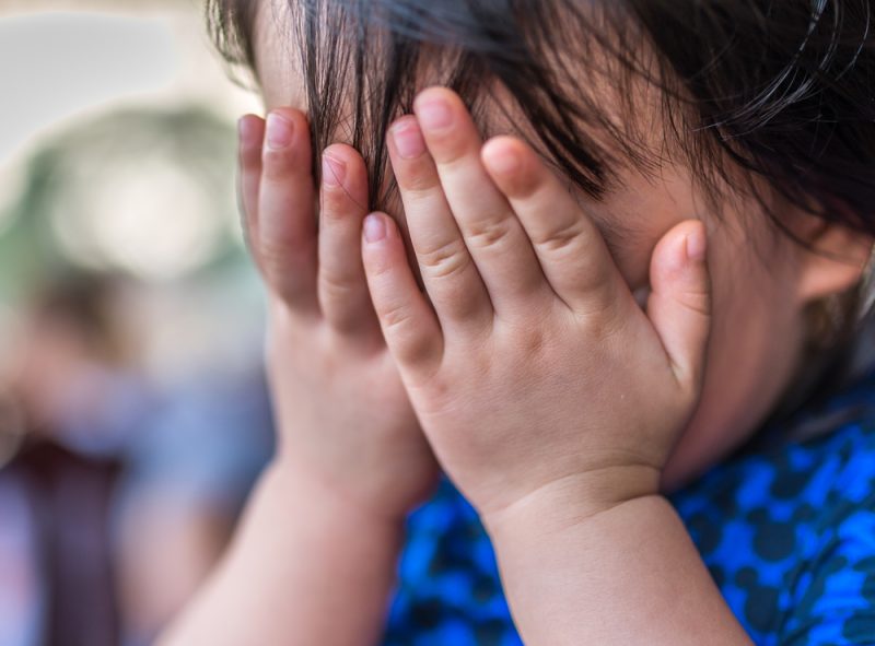 shy toddler Archives : Inside Children's Blog