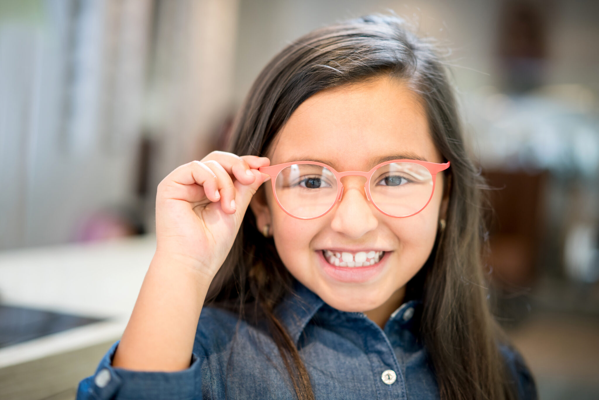 Does my child need glasses? What to know : Inside Children's Blog