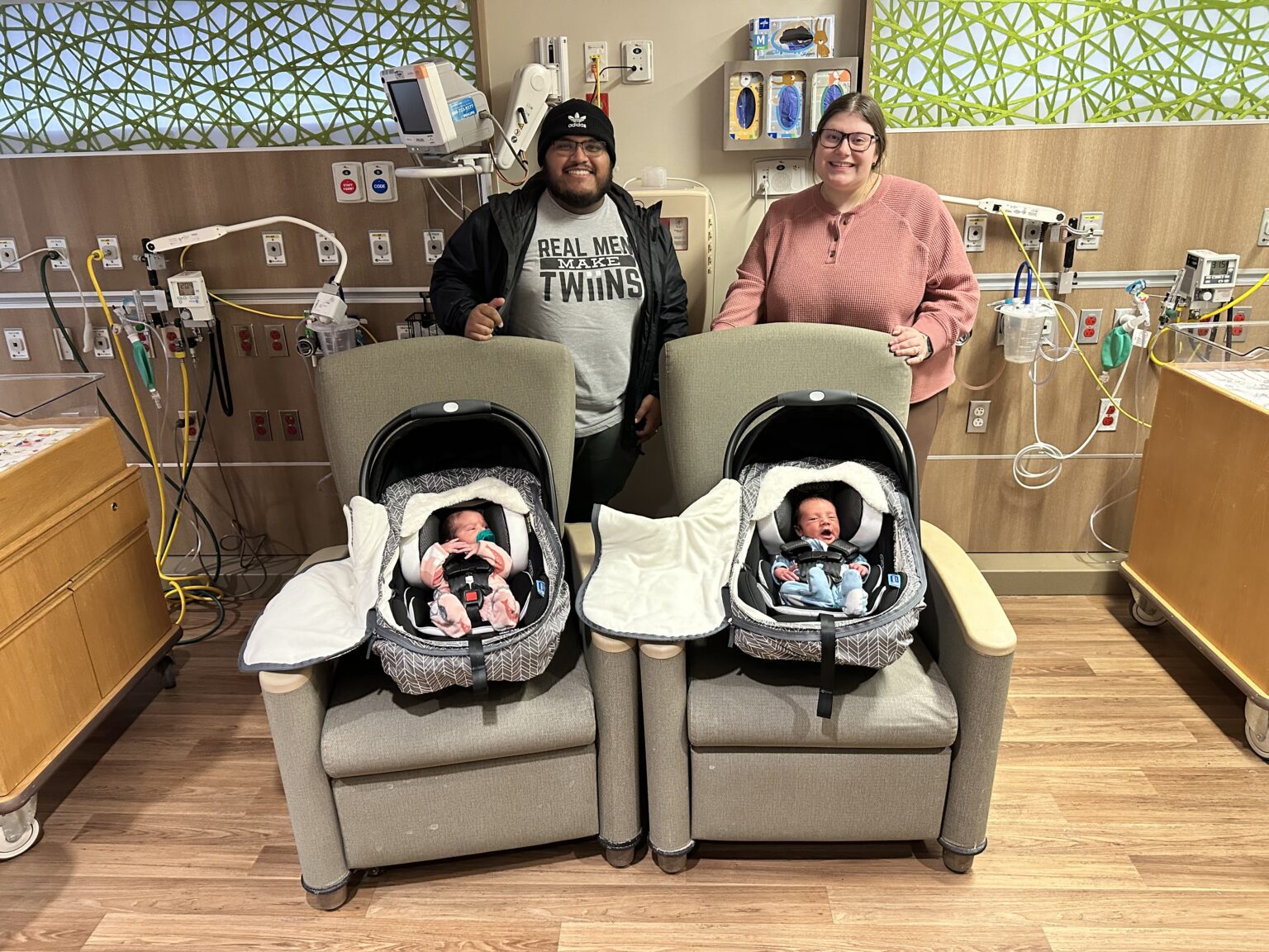 New mom achieved 'priceless gift' of tandem nursing twins with help of ...
