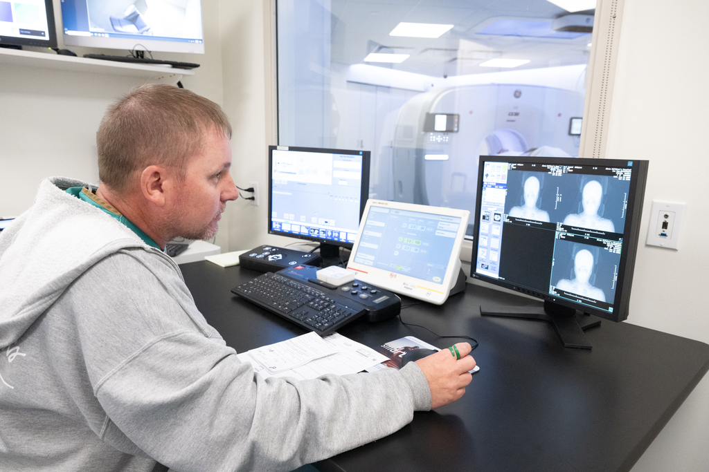 Akron Children's unveils new PET/CT scanner : Inside Children's Blog