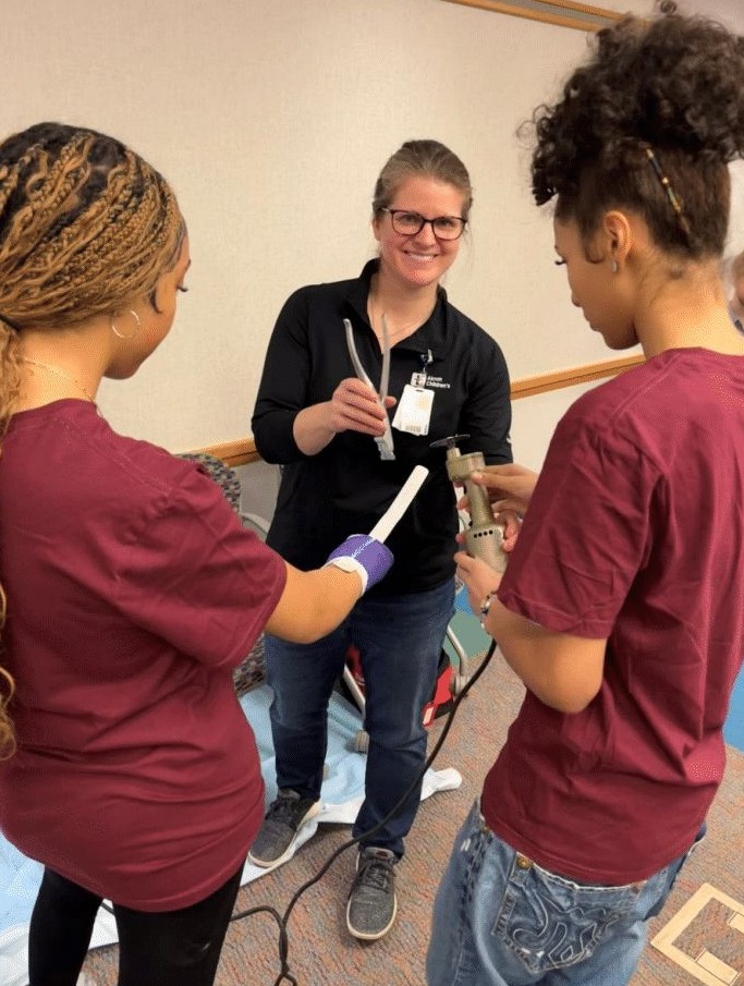 Hands-on workshop promotes women in orthopedic surgery : Inside ...